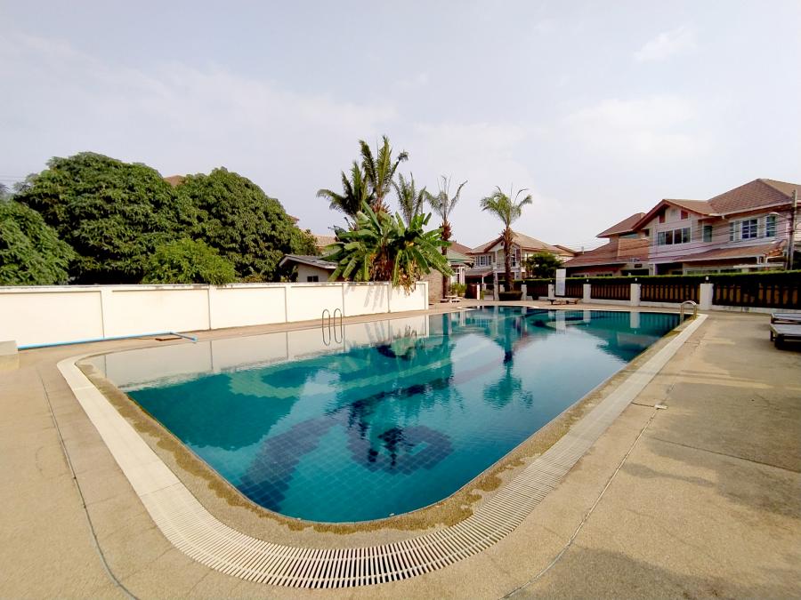 Sirisa 12 Village – Pattaya Real Estate Agency